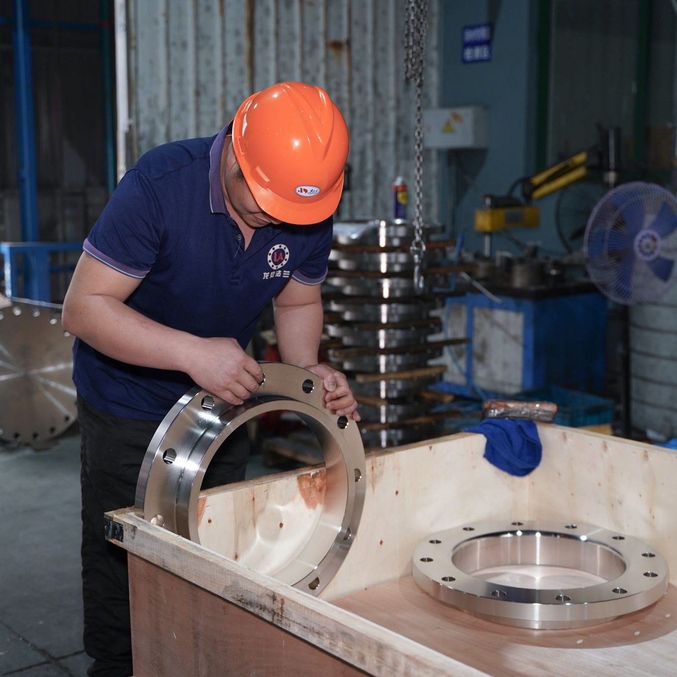 What To Expect When Working With a China-Based Flange Factory - LONGAN ...